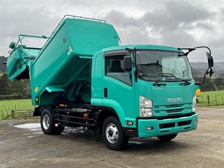 2017 ISUZU Forward FSR90 Compactor | Clevedon Truck Sales | New Zealand NZ